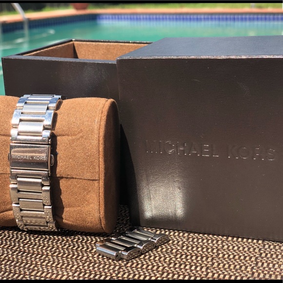 Michael Kors | Accessories | Michael Kors Silver Watch W Diamond Edges ...